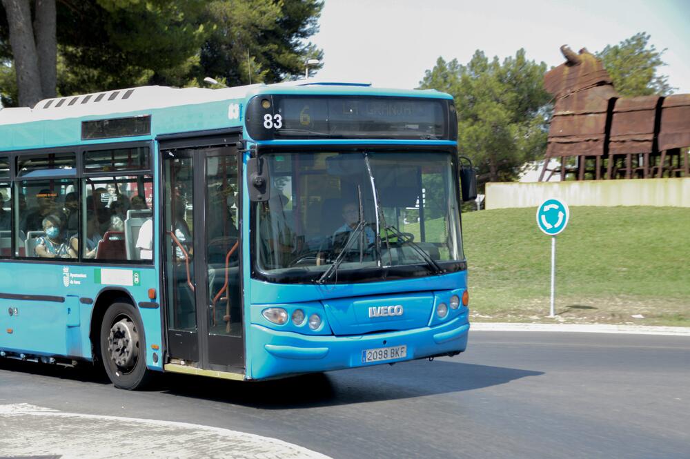 Jerez colapsa con el peor servicio de autobuses de su historia moderna - El Salto - Edición General