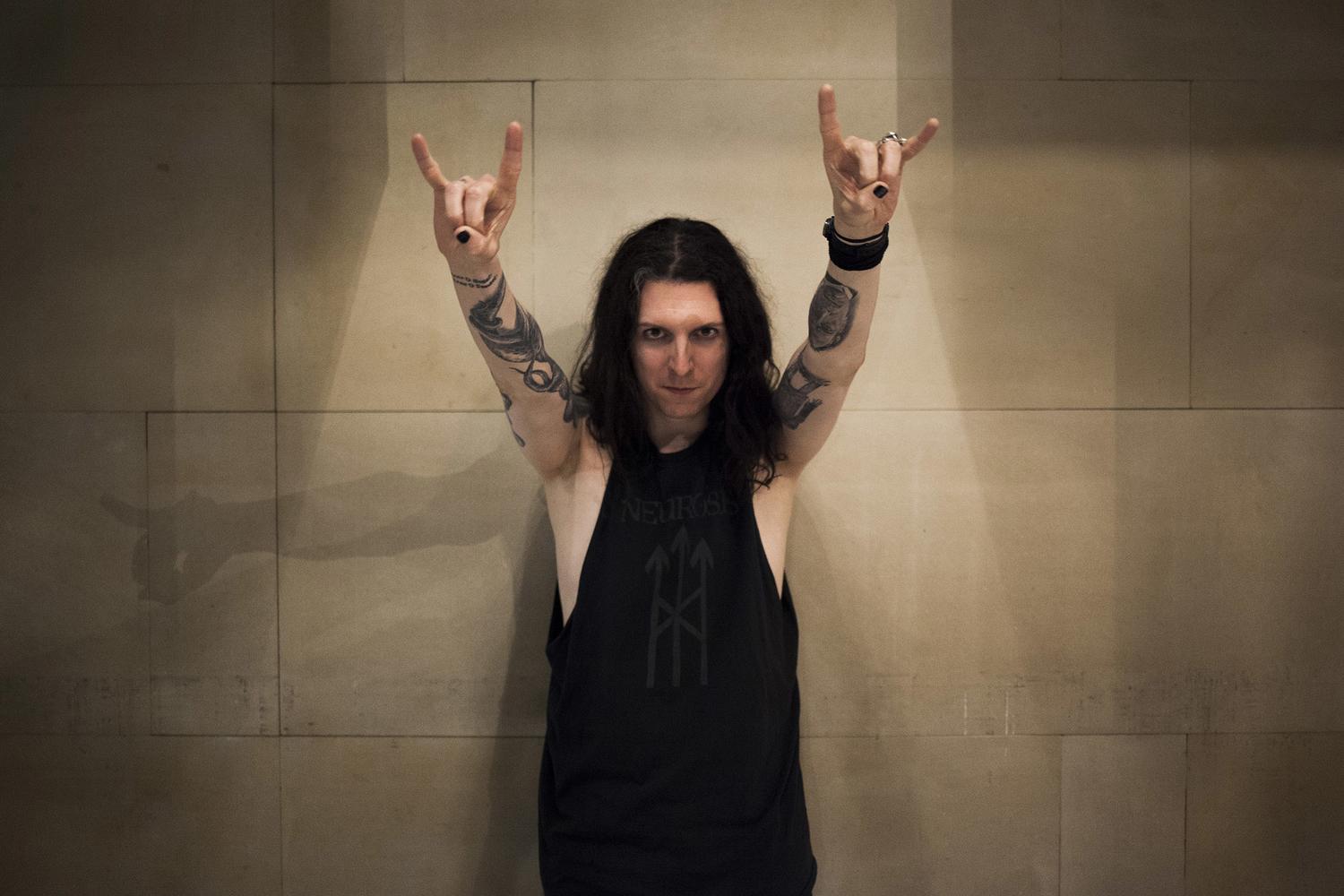 Andrew O’Neill: “Cuando el metal te encuentra, te da un lugar en el ...