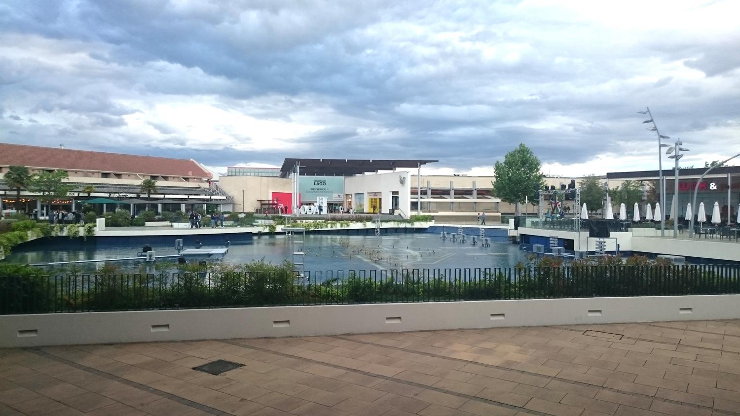 Parquesur, el gigante del ocio con un pie fuera de la legalidad - El ...