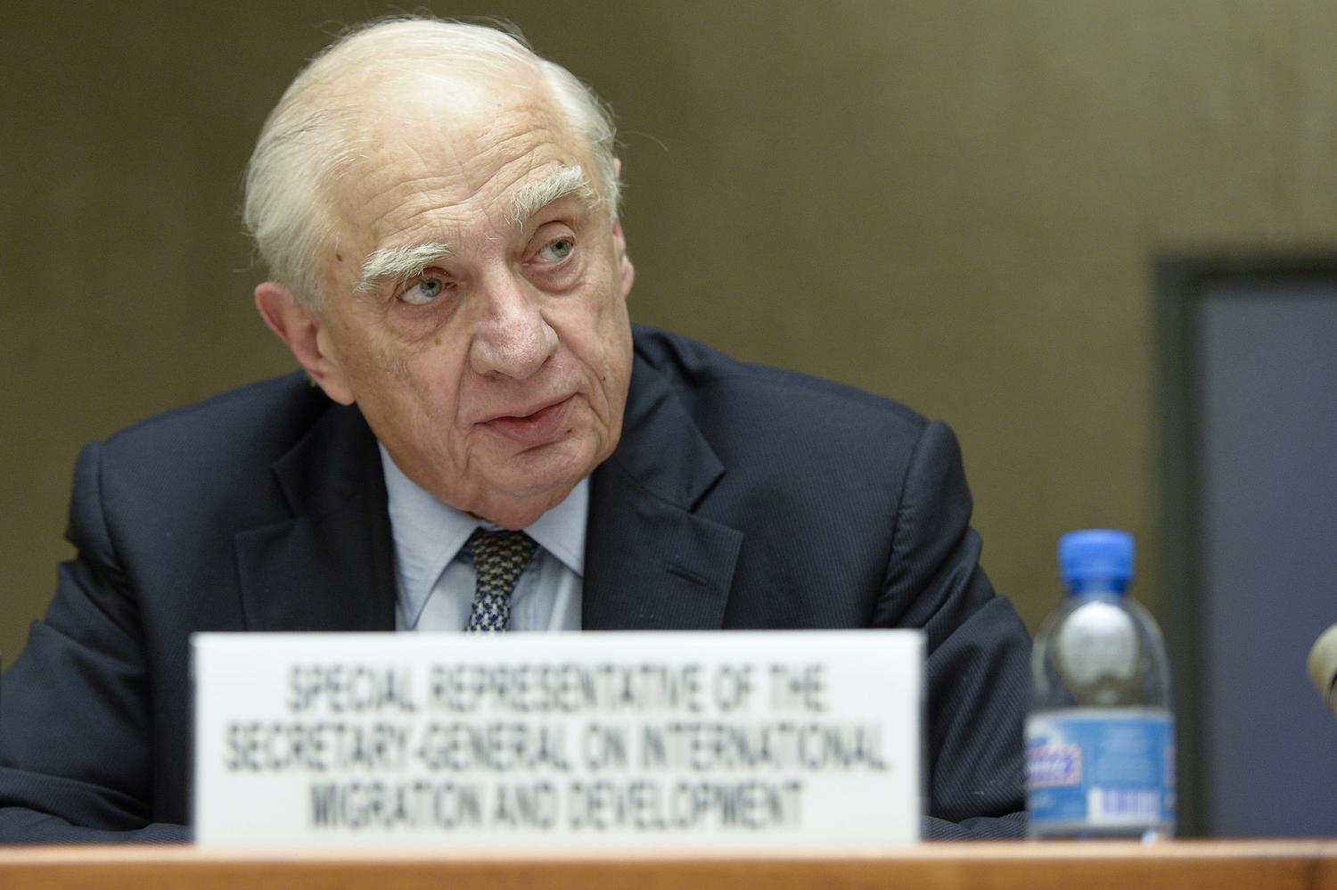 Muere Peter Sutherland, padre de las puertas giratorias - El Salto ...