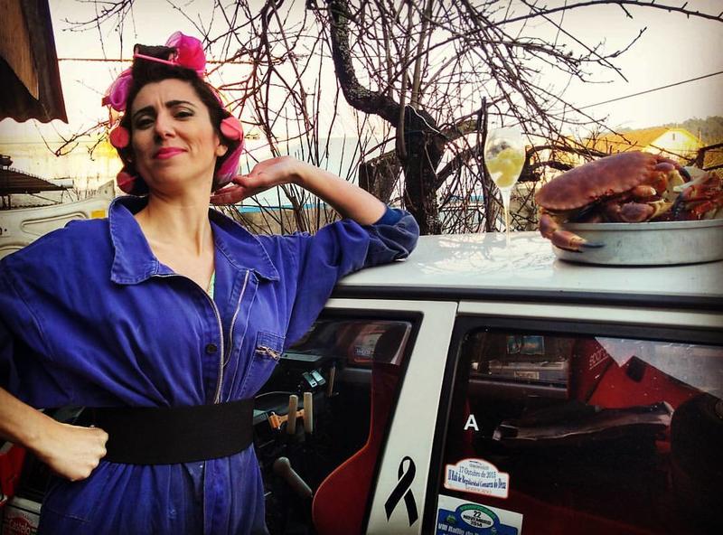 Laura Villaverde: “A xente segue a Chola porque racha cos canons ...