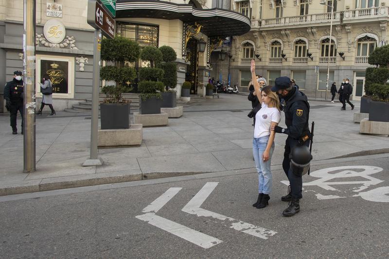 La líder de Bastión Frontal, Isabel Peralta, condenada a un año de cárcel por delito de odio ...